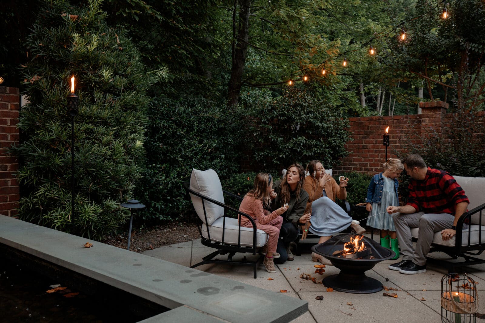 5 Outdoor Entertaining Musts - Chris Loves Julia
