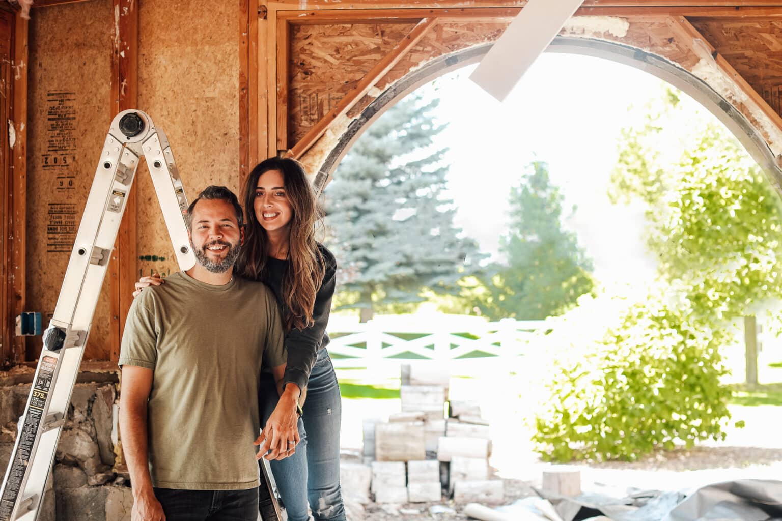 About Us - Chris Loves Julia