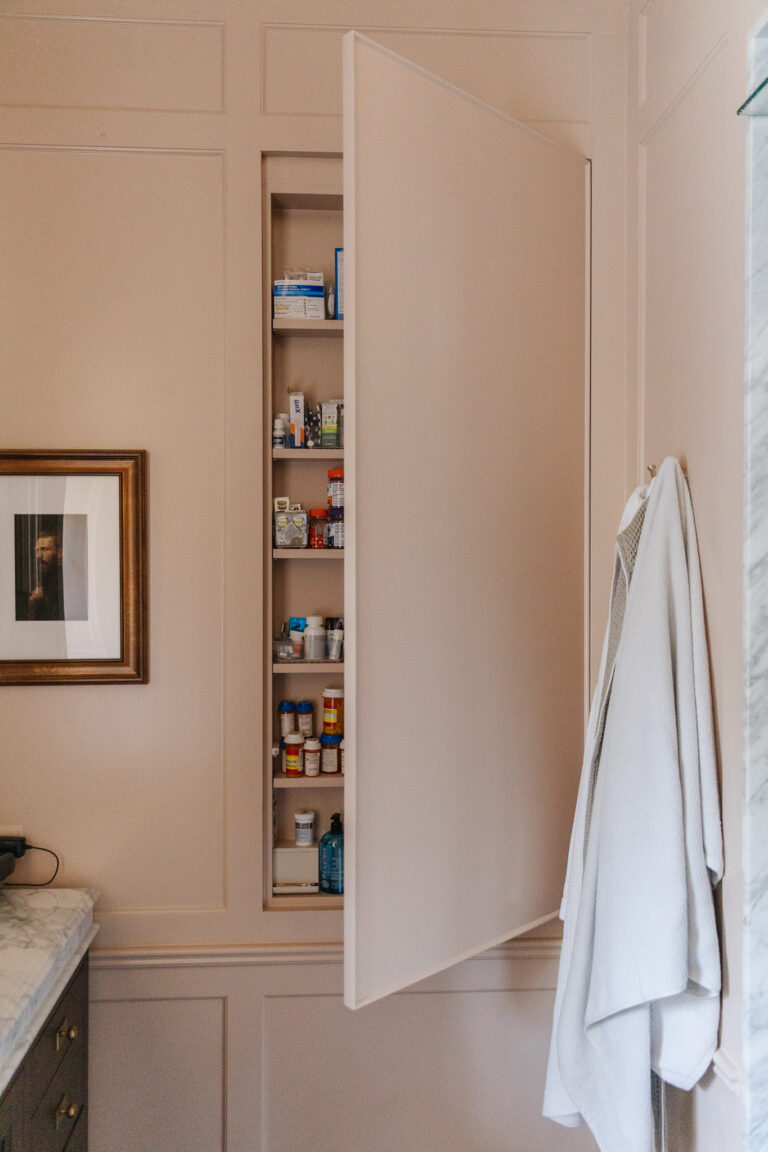 The Secret to a Clutter-Free Bathroom: All Our hidden Built-In Storage ...